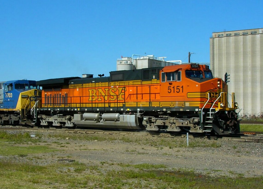 BNSF 5151